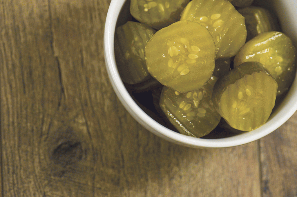Packing a pint of pickled peppers - Country Culture