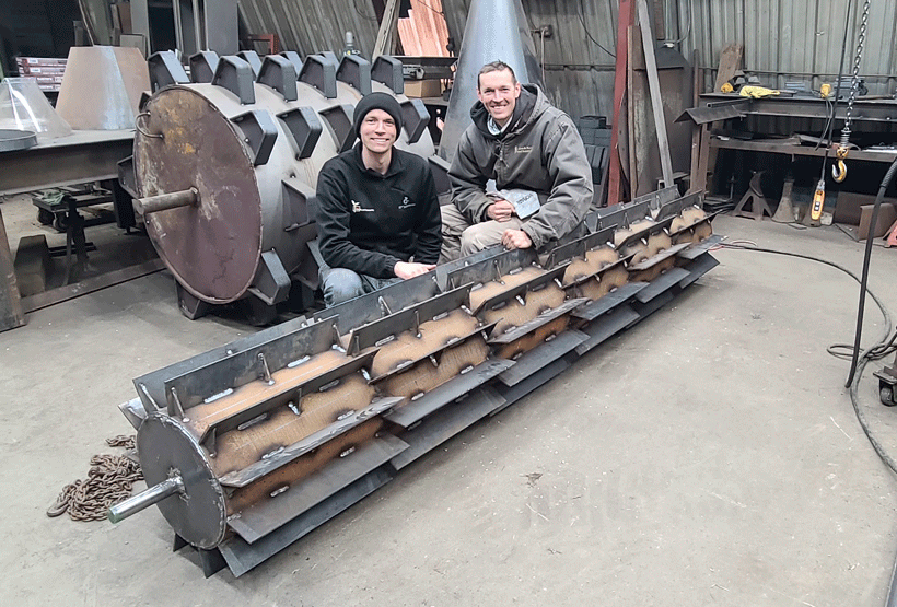 How to build your own roller crimper for cover crops - Country Culture