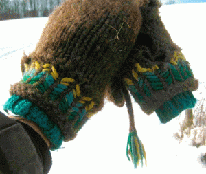 Mittens: The divine thread - Country Culture